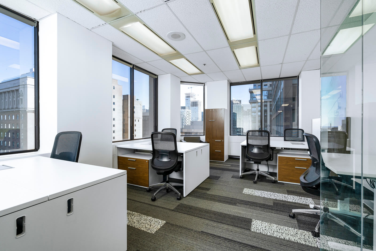 10 Benefits of Renting A Private Office Space For Your SMB